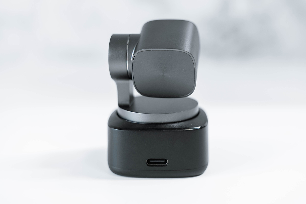 OBSBOT Tiny 2 レビュー | AI搭載の4K解像度対応の高機能Webカメラ | kazlog | ガジェットレビューと暮らしに役立つモノ紹介ブログ