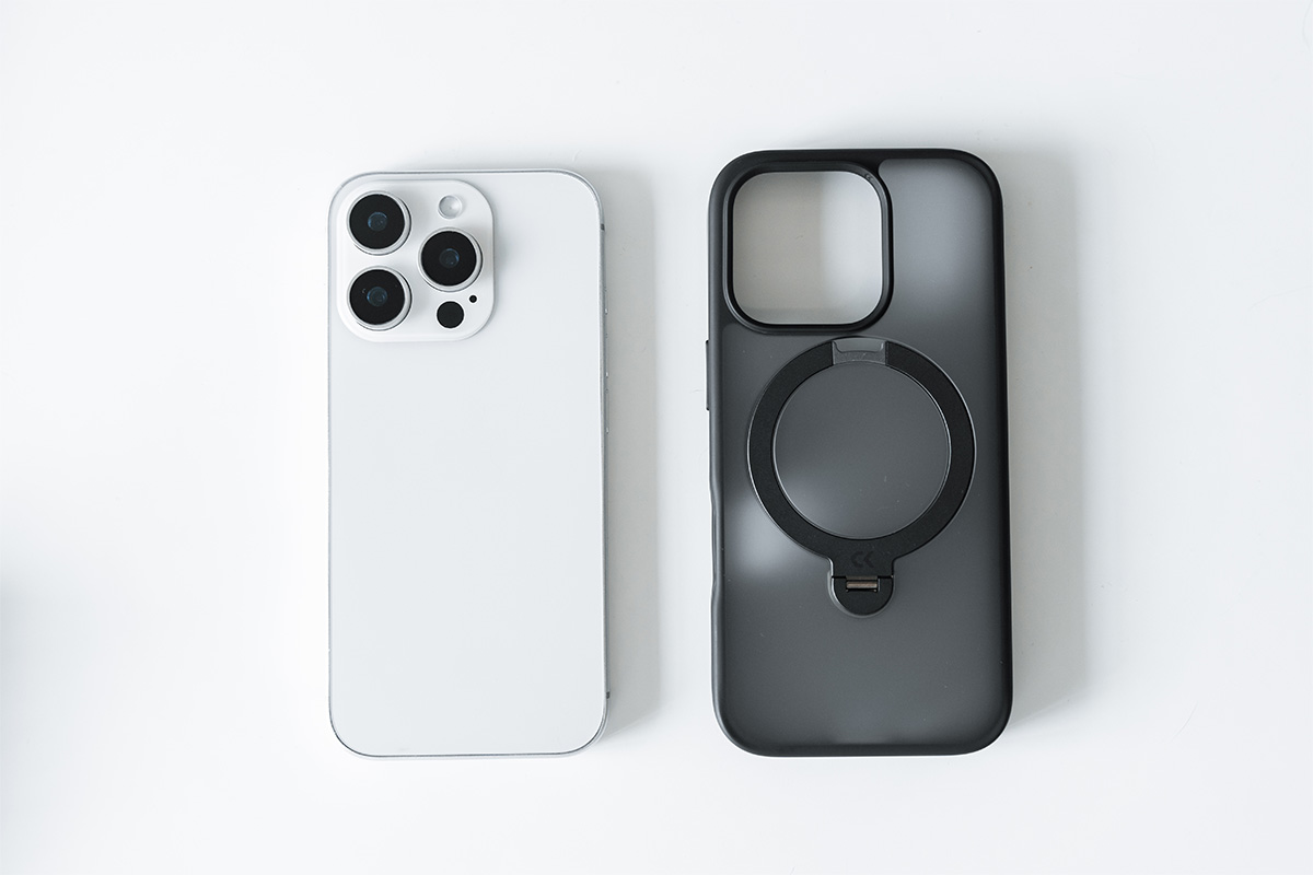 CASEKOO Magicstand レビュー | スタンド内蔵で機能性に優れたiPhone16シリーズ対応の保護ケース