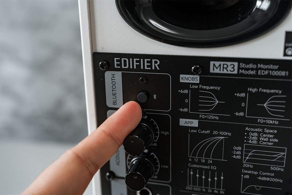 EDIFIER MR3 レビュー | 無線・有線接続対応！1万円台の多機能モニタースピーカー